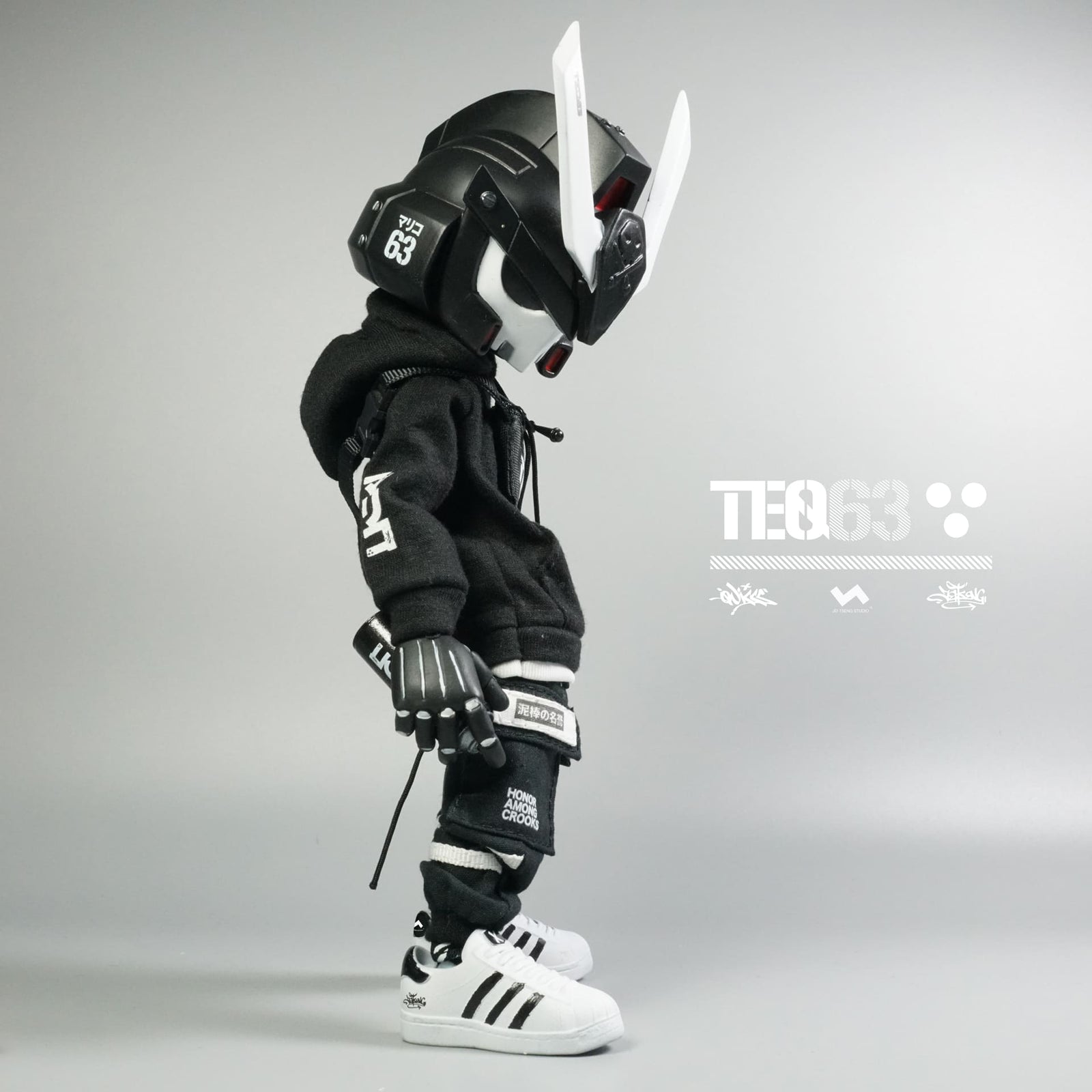1:8 TEQ63 ACTION FIGURES – bulletpunk